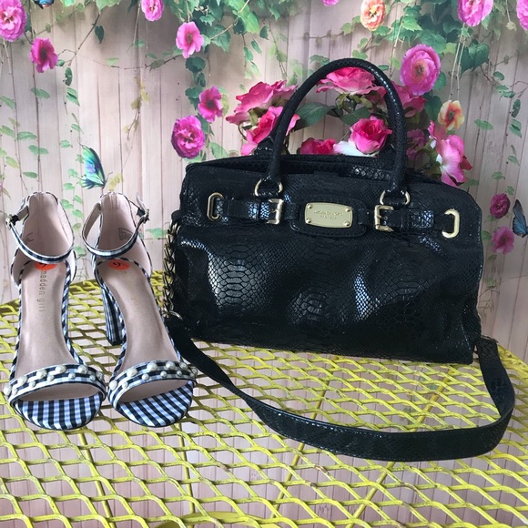 Michael Kors | Bags | Michael Kors Black Satchel | Poshmark